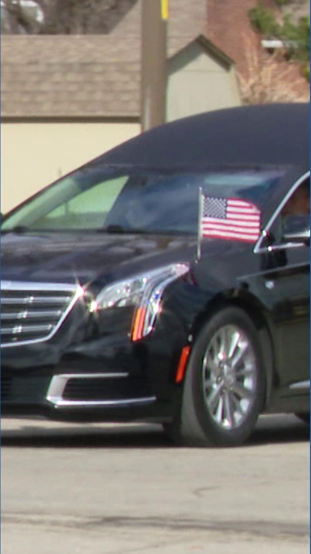 Officers escort fallen Beech Grove PD Ofc. Brian Elliott to funeral ...