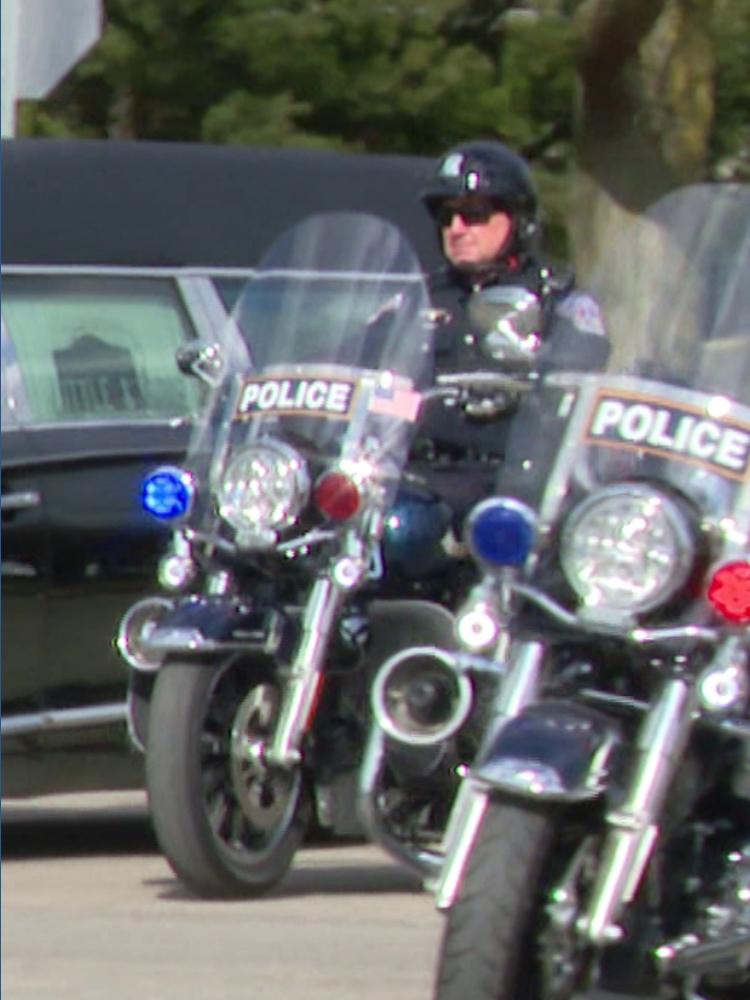 Officers escort fallen Beech Grove PD Ofc. Brian Elliott to funeral ...