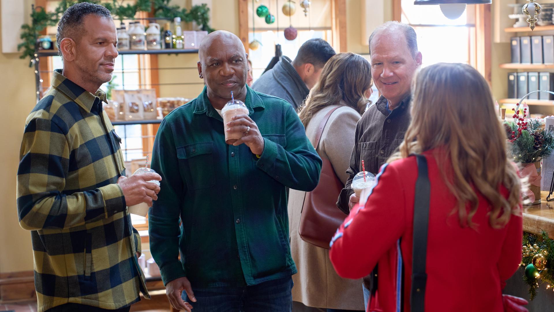 'Holiday Touchdown: A Bills Love Story' stars preview Hallmark ...
