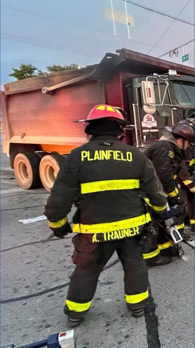 Crash between dump truck, car in Hendricks County leaves 1 seriously ...