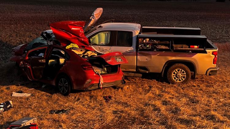 Iowa woman, 2 children killed in Indiana crash | wqad.com
