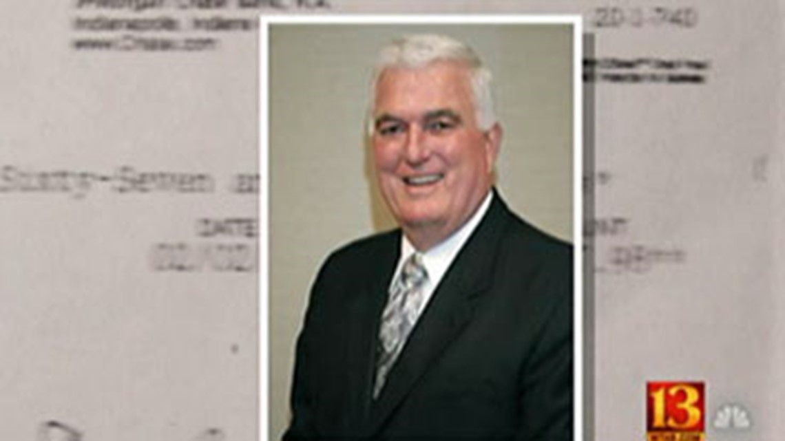 Parents outraged over Wayne Township superintendent payout | wthr.com