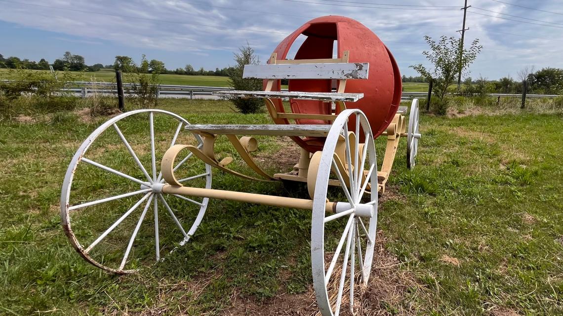 Nostalgic central Indiana pumpkin carriage to be restored | wthr.com