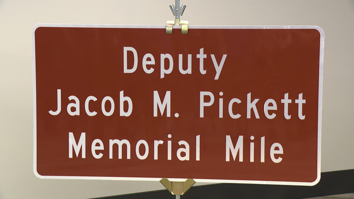 Boone County honors Deputy Jacob Pickett with memorial mile | wthr.com