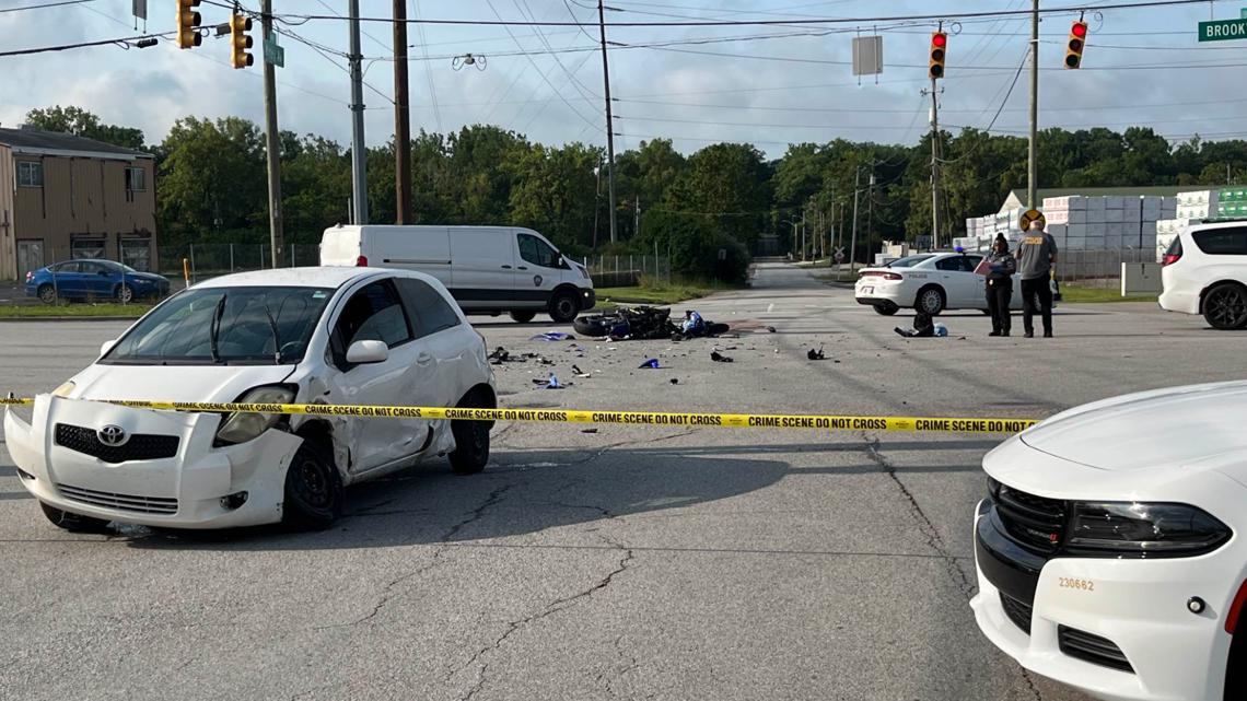 Motorcyclist killed in east Indy crash | wthr.com