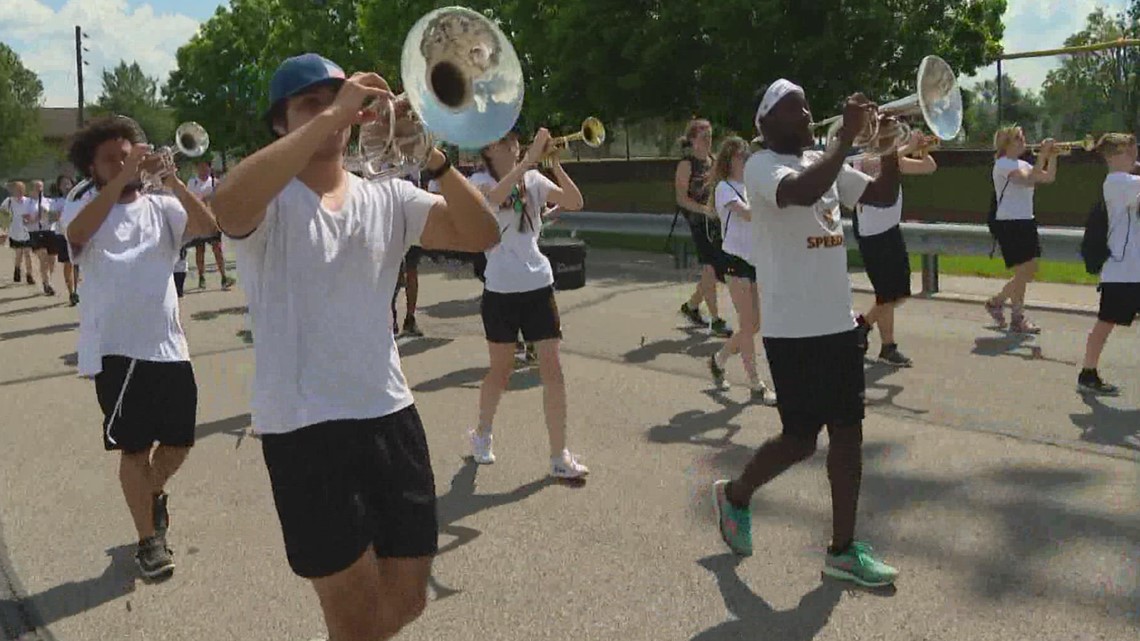 Speedway HS band returns to annual Indy 500 traditions | wthr.com