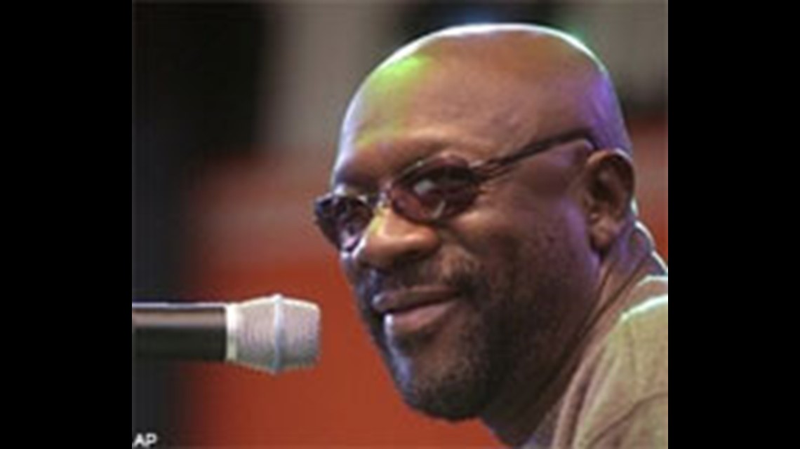 'Shaft' theme singer Hayes dies at 65 | wthr.com