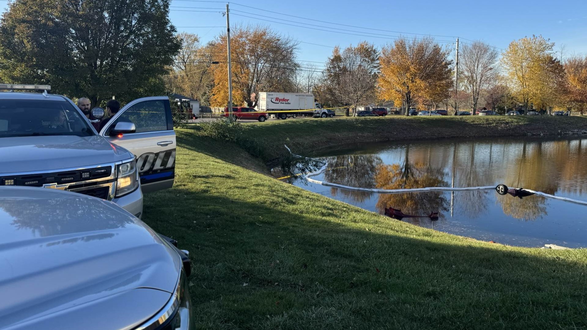 Suspect dies after car crashes into pond during police chase | wthr.com