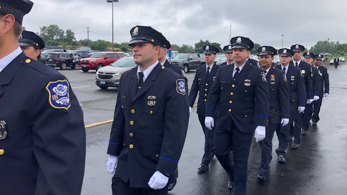 Fallen CT State Police sergeant laid to rest in Hartford | fox61.com