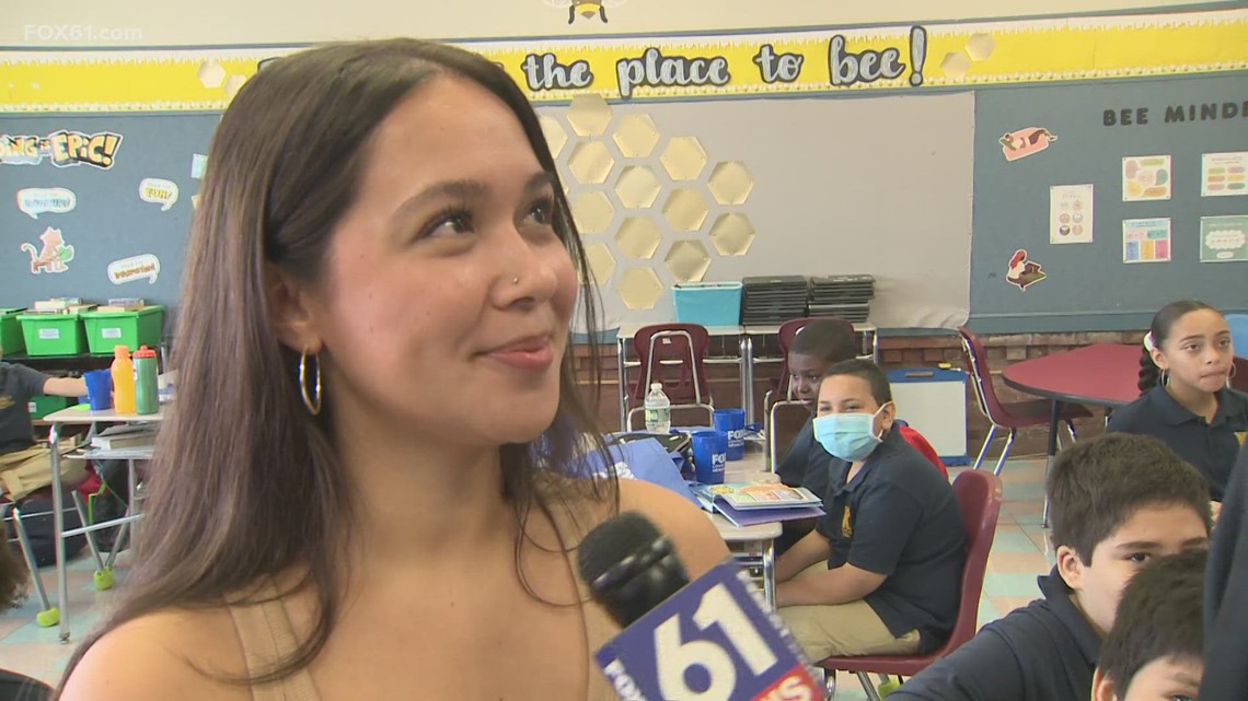 E.B. Kennelly Elementary School teacher celebrated for amazing work ...