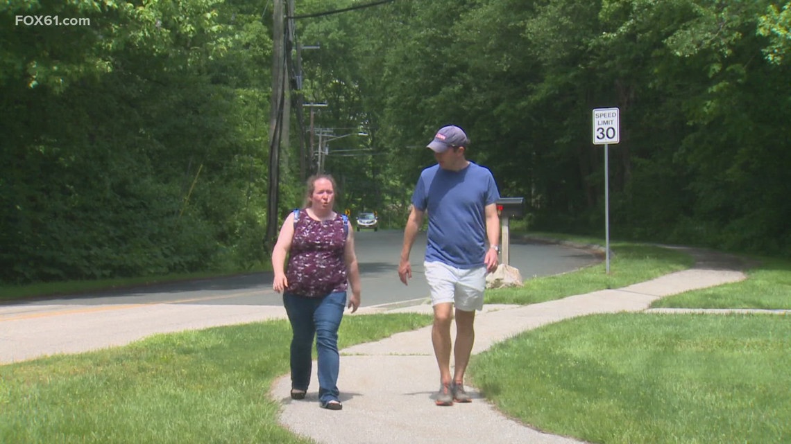 Sen. Chris Murphy begins 8th Walk Across Connecticut | fox61.com