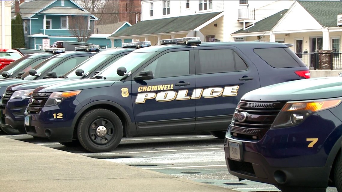 Cromwell sale turns into robbery; Middletown couple charged | fox61.com