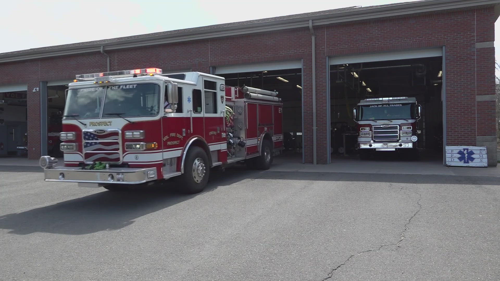 38 Connecticut volunteer fire departments receive grant money | fox61.com