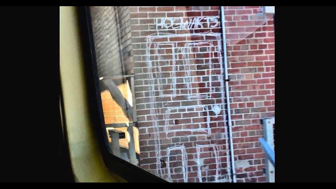 J.K. Rowling says there’s a door to Hogwarts at a Chicago train station ...