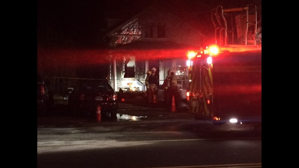 3 people and 3 dogs escape early morning Cromwell fire | fox61.com