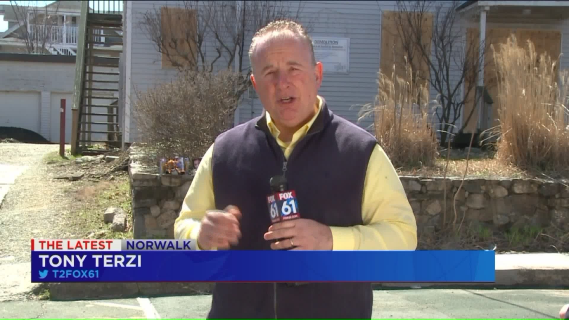 Questions remain in death of father and children in Norwalk | fox61.com