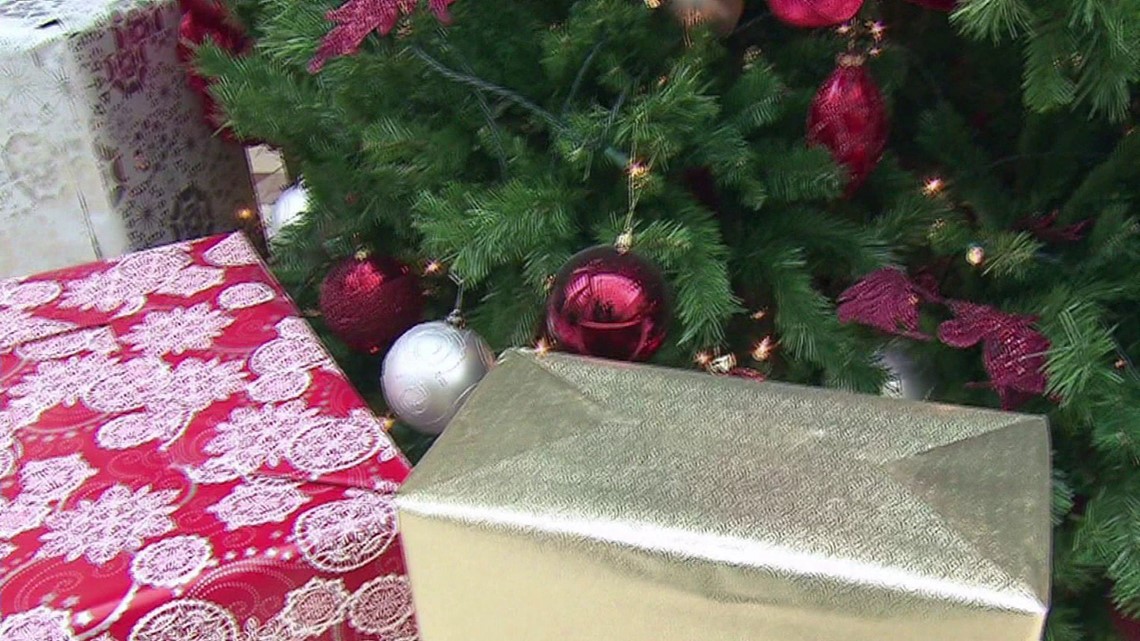 Understand gift return policies before hitting the stores | fox61.com