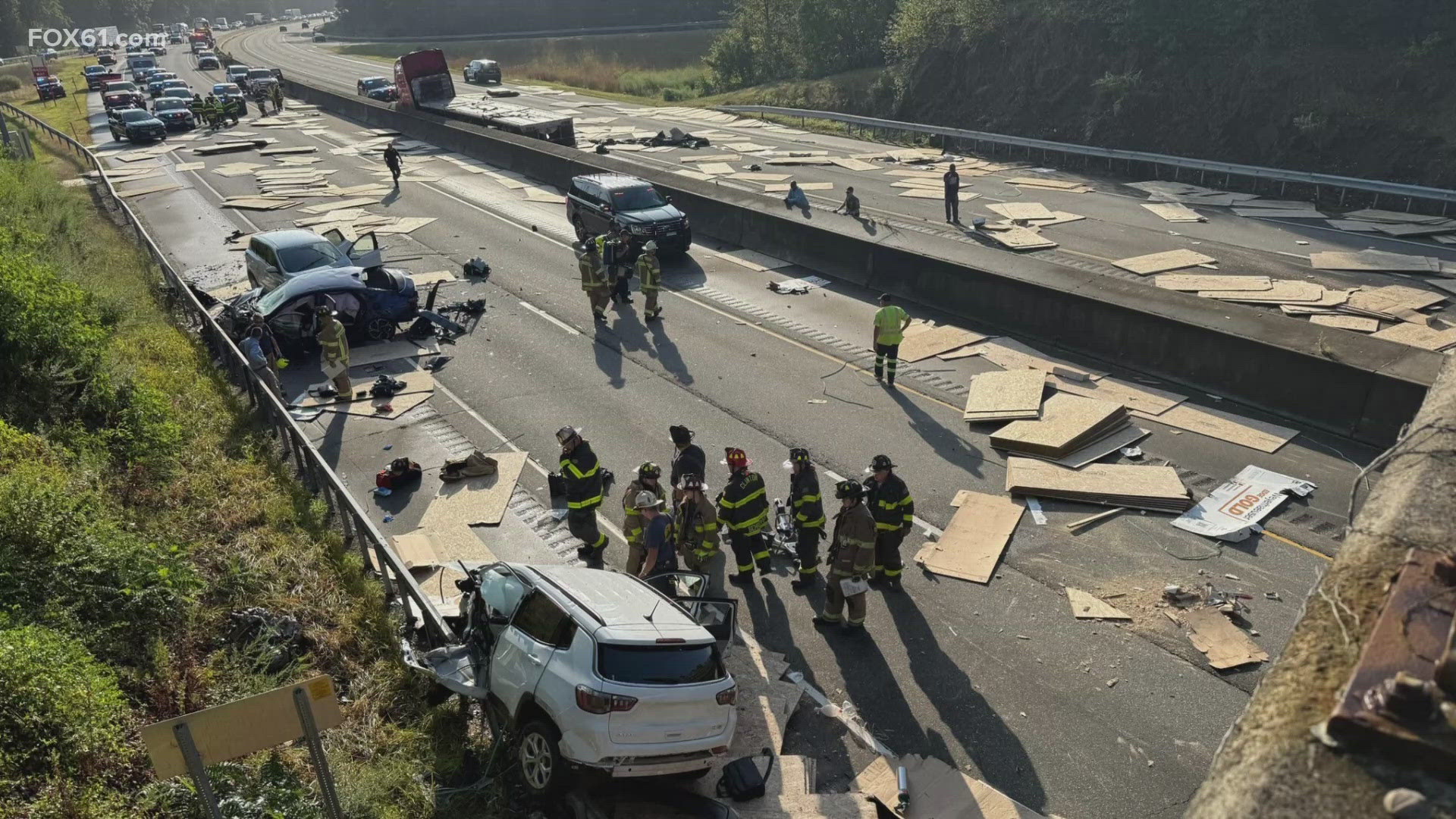 Destructive crashes on I-95 in Conn. prompts safety warning from officials | fox61.com