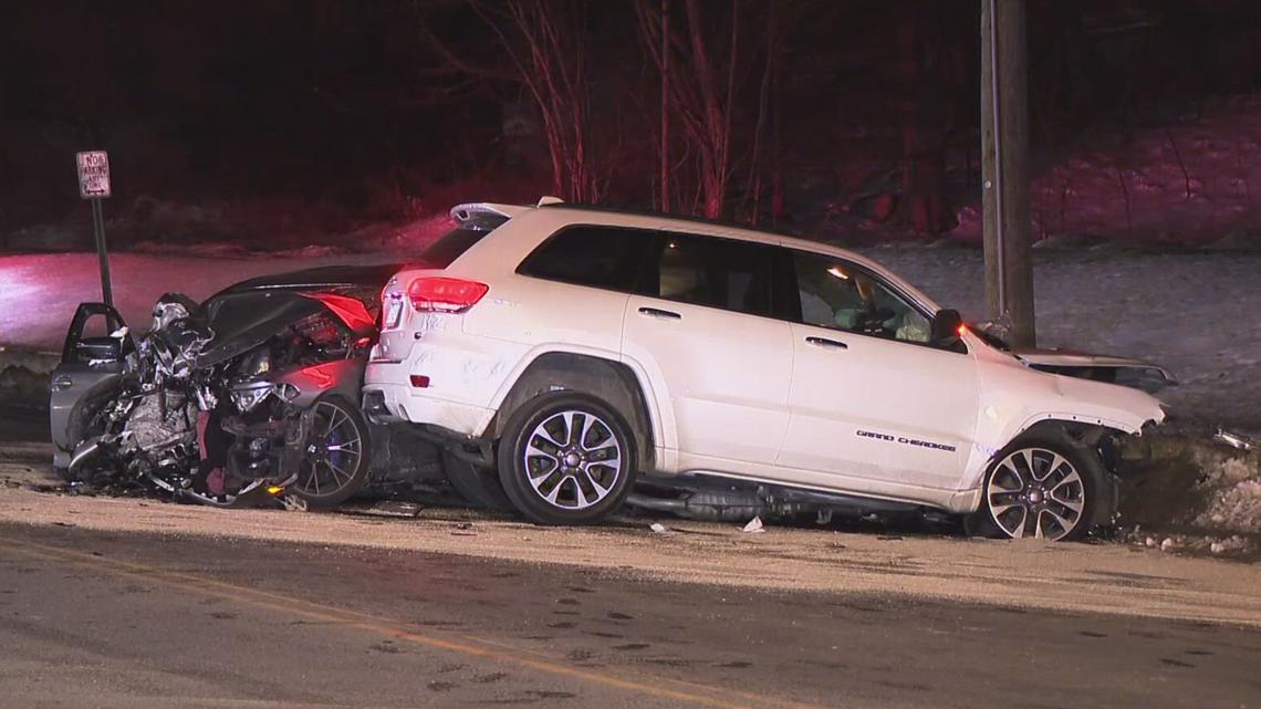3 hospitalized after serious crash in Waterbury, police say | fox61.com