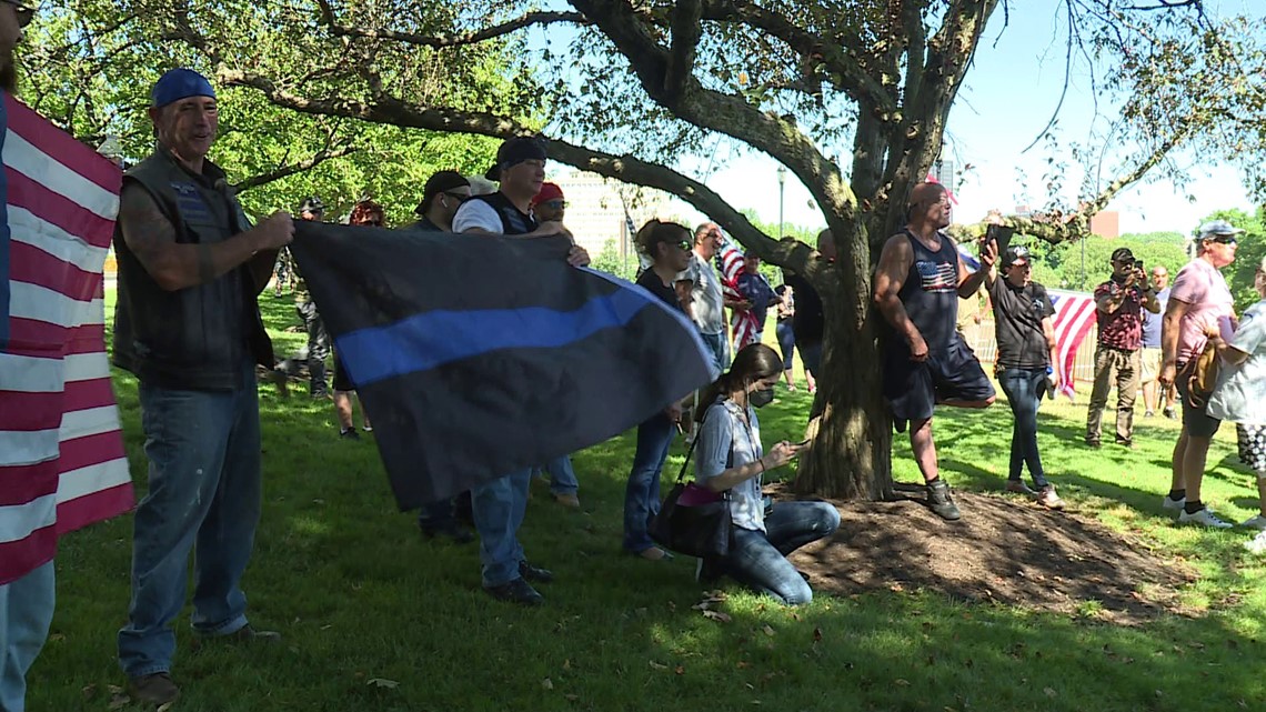 Back the Blue rally, counter-protesters gather in Hartford | fox61.com