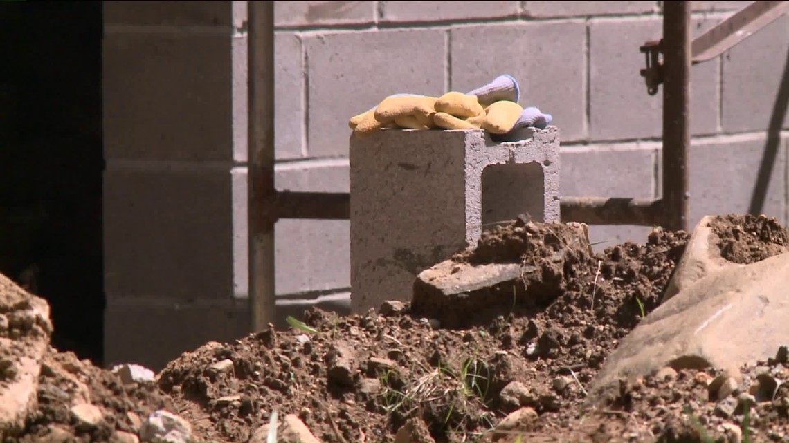 Contractor finds cheaper method for crumbling foundations fix | fox61.com
