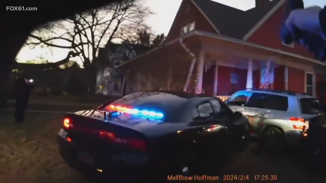 Initial report into fatal shooting involving Bridgeport officers released | fox61.com