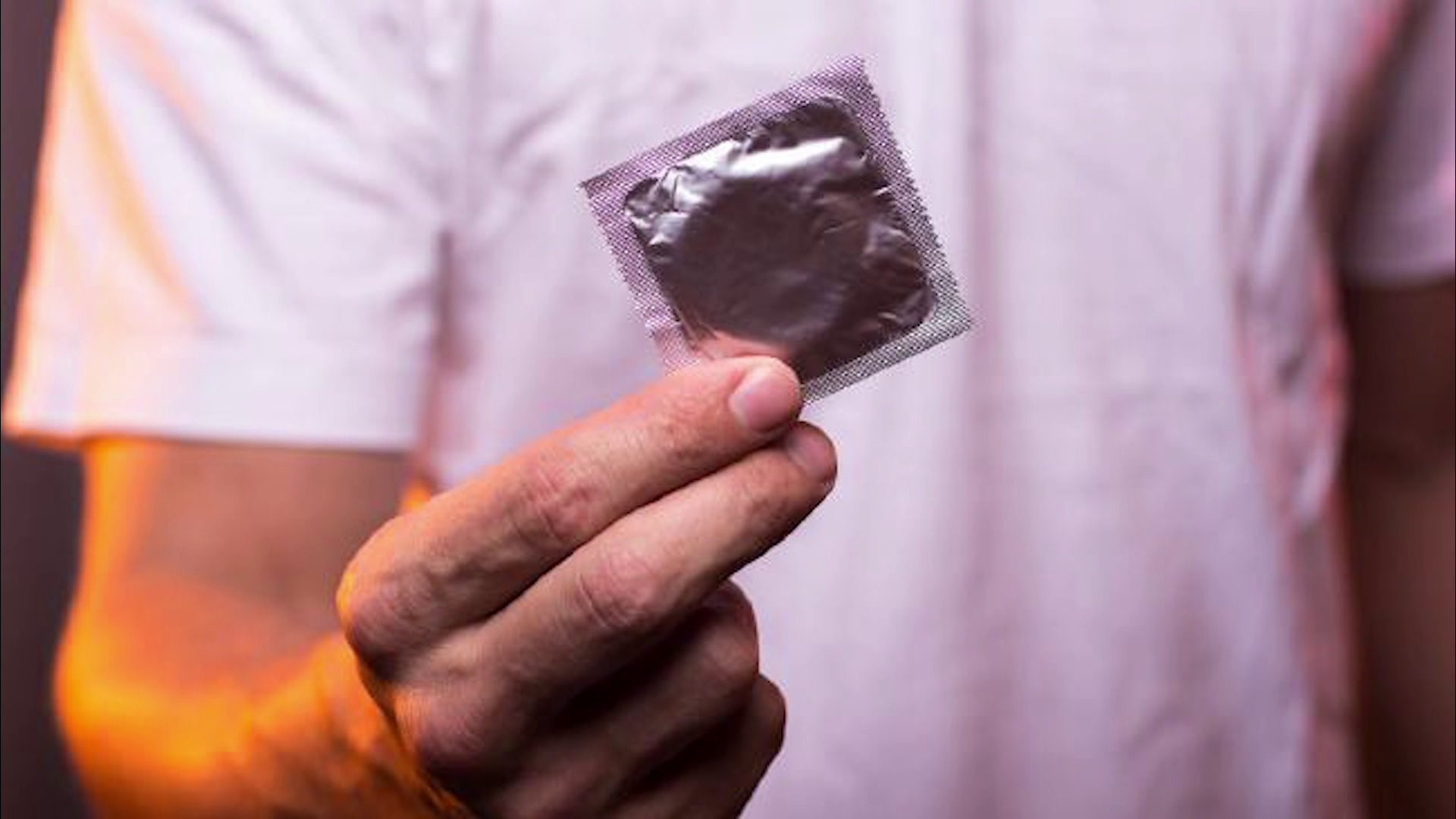 ‘stealthing Trend Men Encourage Other Men To Take Off Condoms During Sex