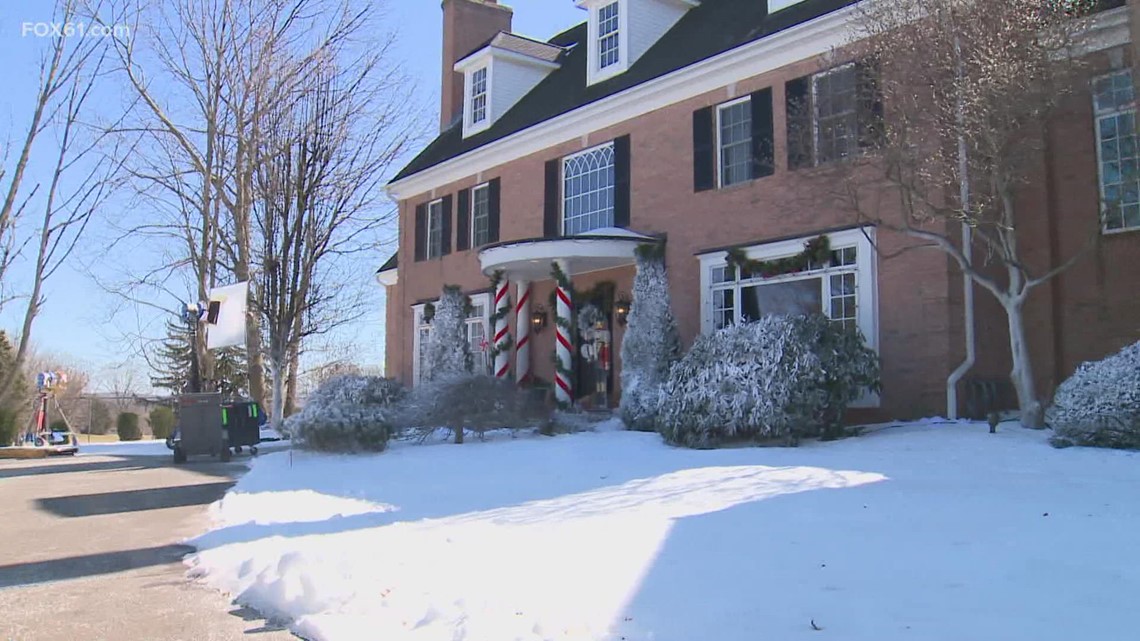 New Hallmark Christmas movie shot in West Hartford, Hartford | fox61.com