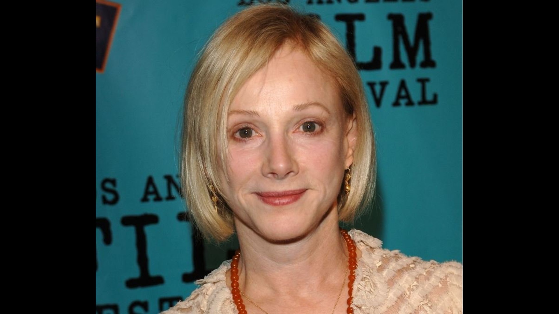 Oscar-nominated actress Sondra Locke dead at 74 | fox61.com