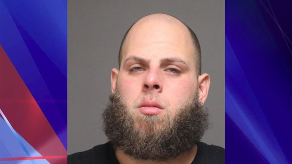 Bridgeport man arrested following pusuit, faces burglary charges ...
