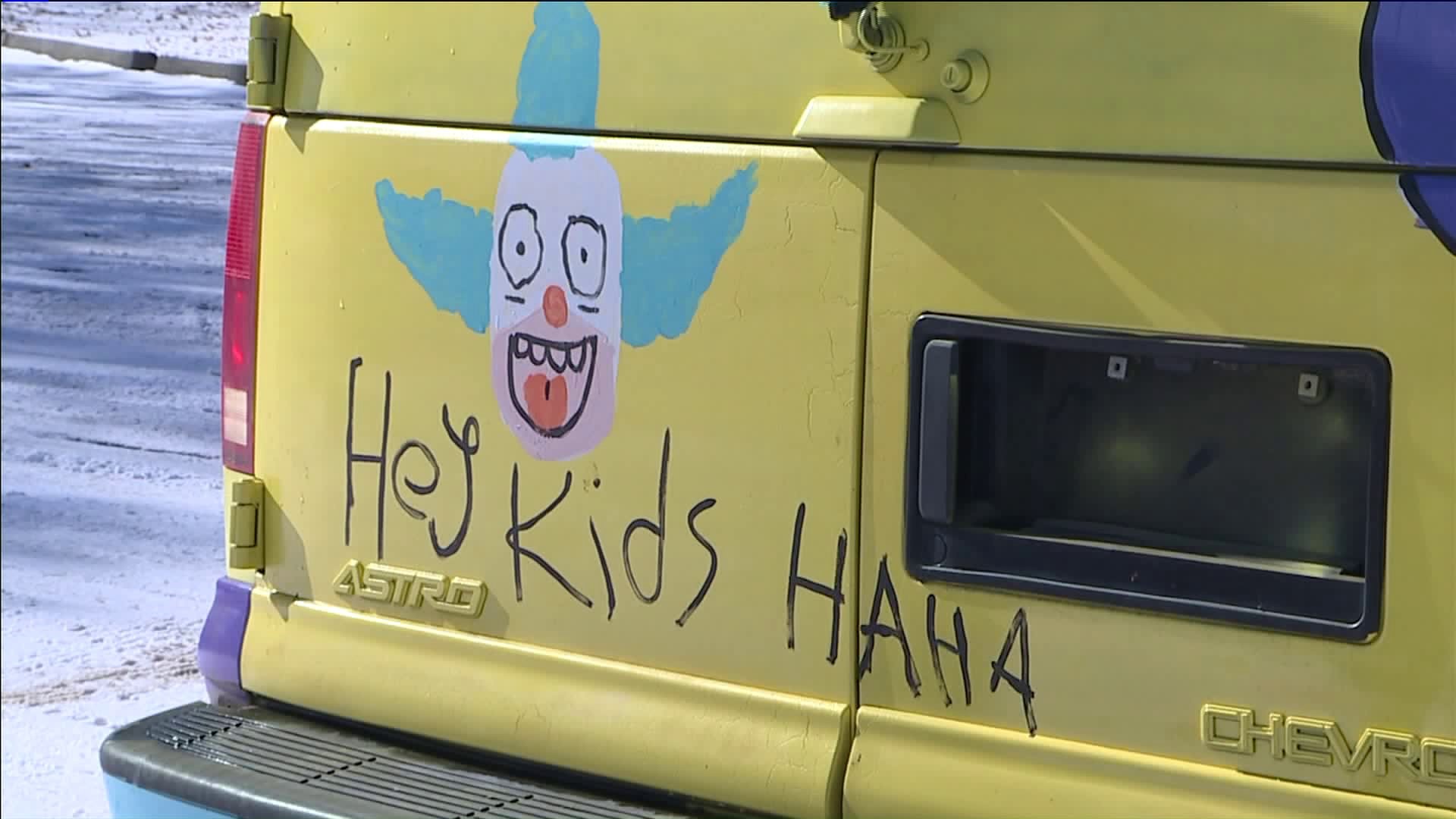 Man’s creepy clown van with serial killer ties has true crime fans ...
