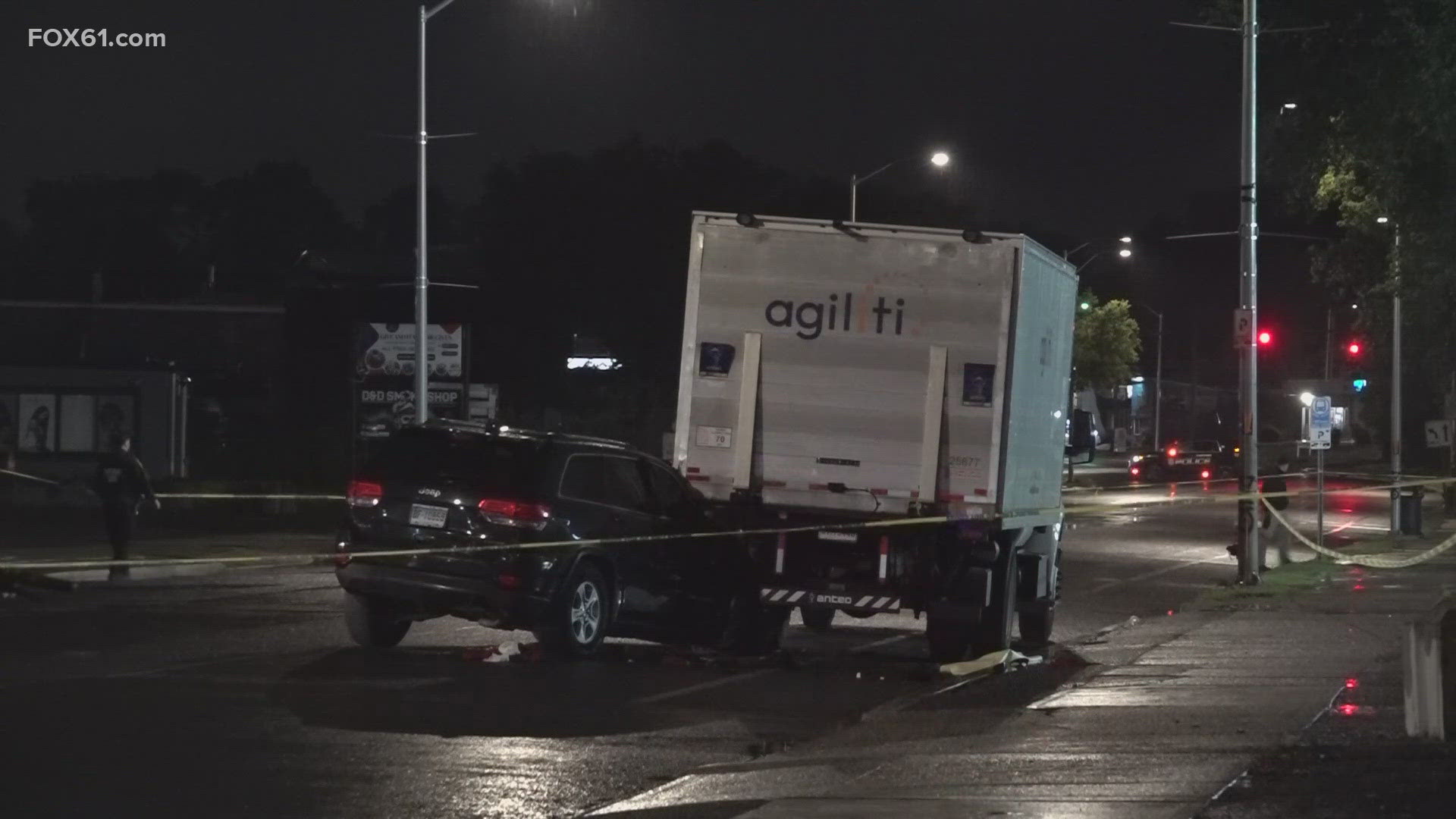 Hartford PD investigating fatal crash into unoccupied box truck | fox61.com
