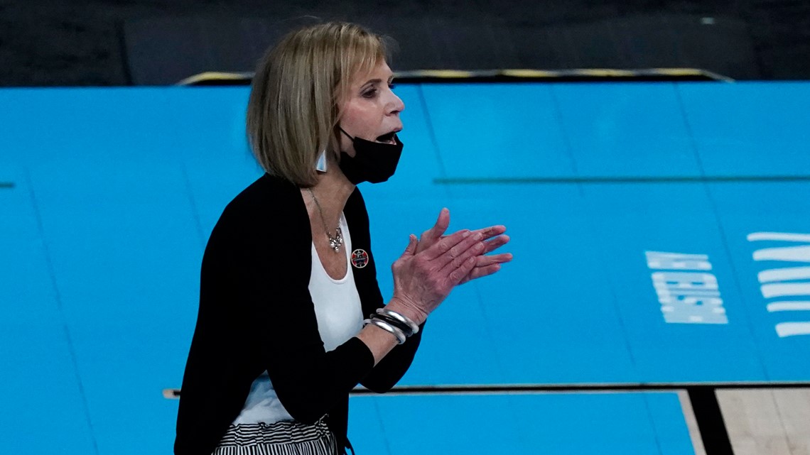 Many glad to see UConn's Chris Dailey step into the March Madness ...