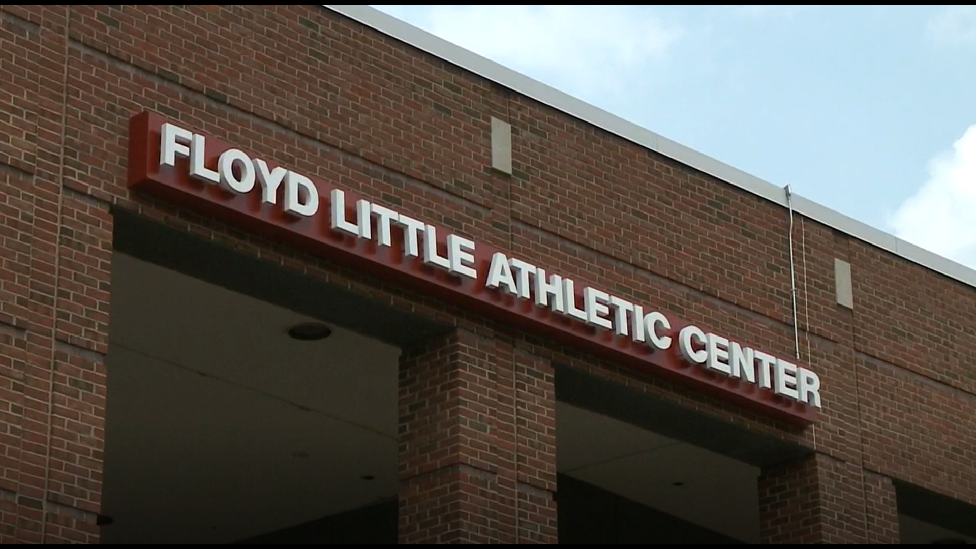 Hall of Famer Floyd Little has died, but in New Haven his name lives on ...
