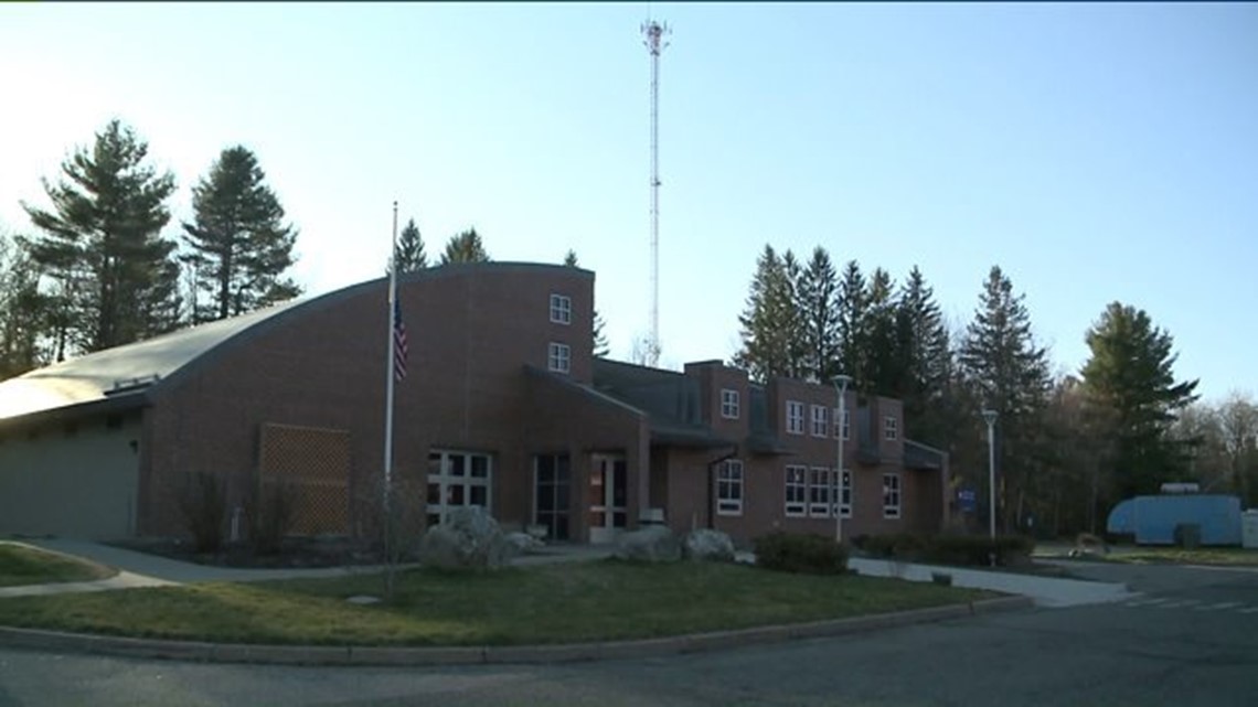 Community reacts to UConns plans to shut down Torrington campus | fox61.com