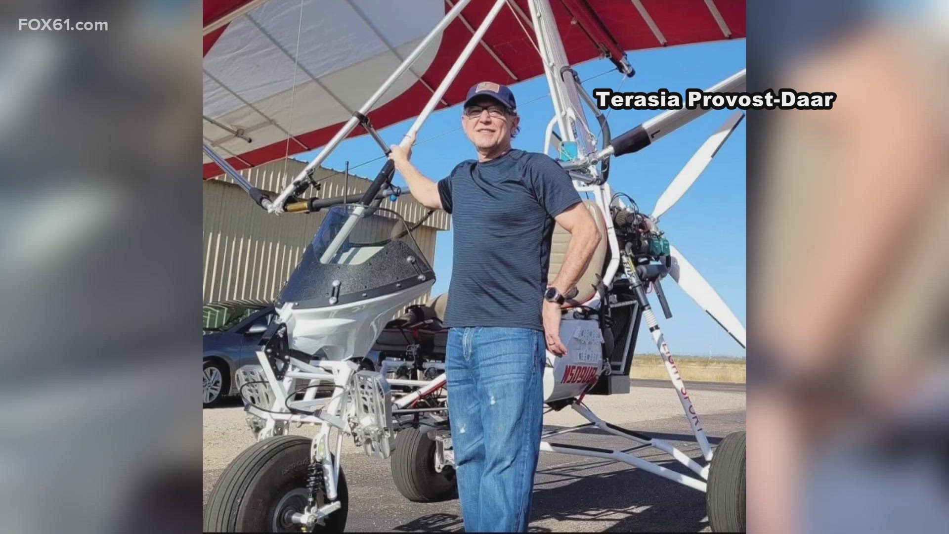 Man dies after small glider crash in Deep River | fox61.com