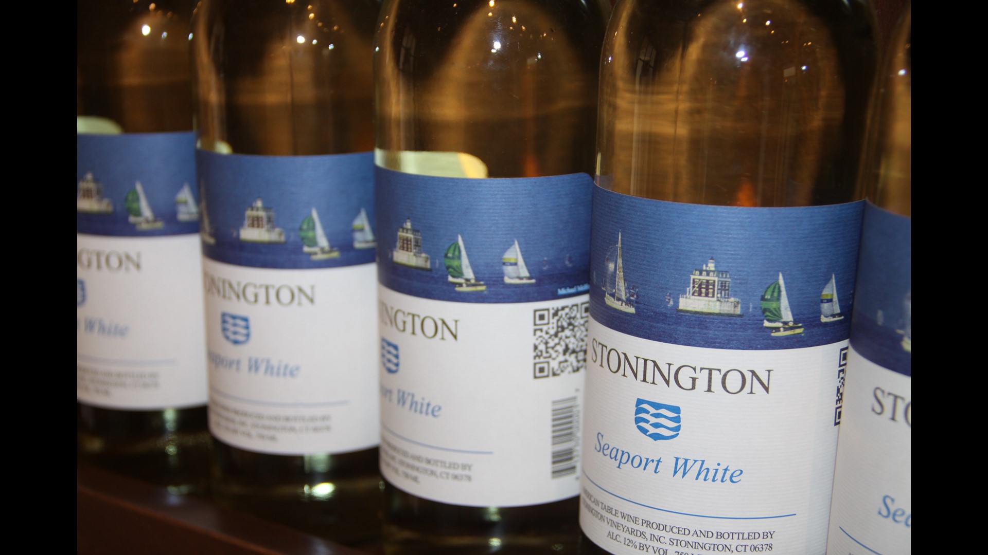 Check out the thriving Connecticut wine trail during October’s harvest ...