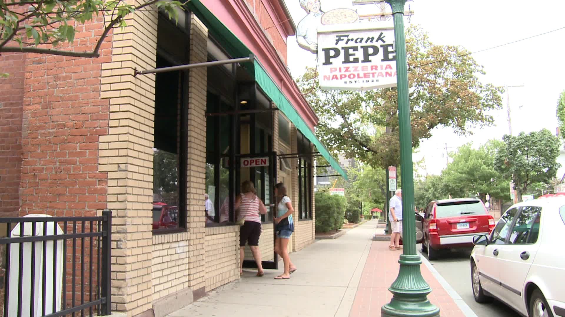 Pepe's New Haven pizza opening new location in Florida | fox61.com