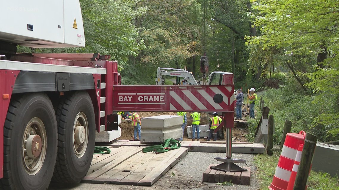 Temporary bridge relieves stranded Conn. families after storm | fox61.com