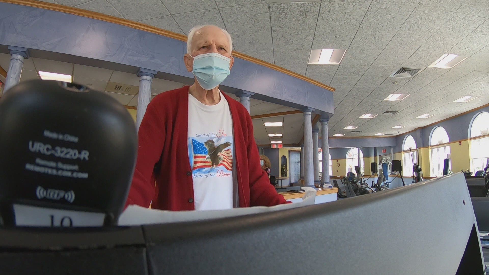 A 95-year-old Navy Vet from Cheshire shares his war stories | fox61.com