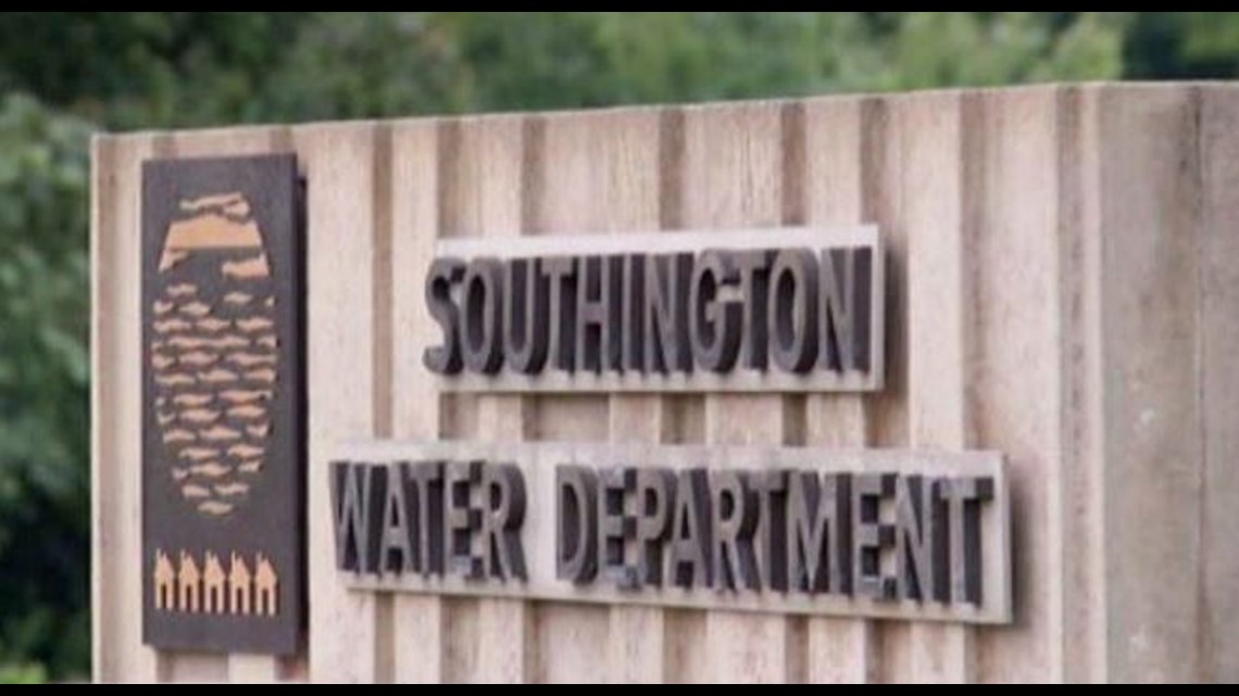 Southington imposes mandatory water restrictions | fox61.com