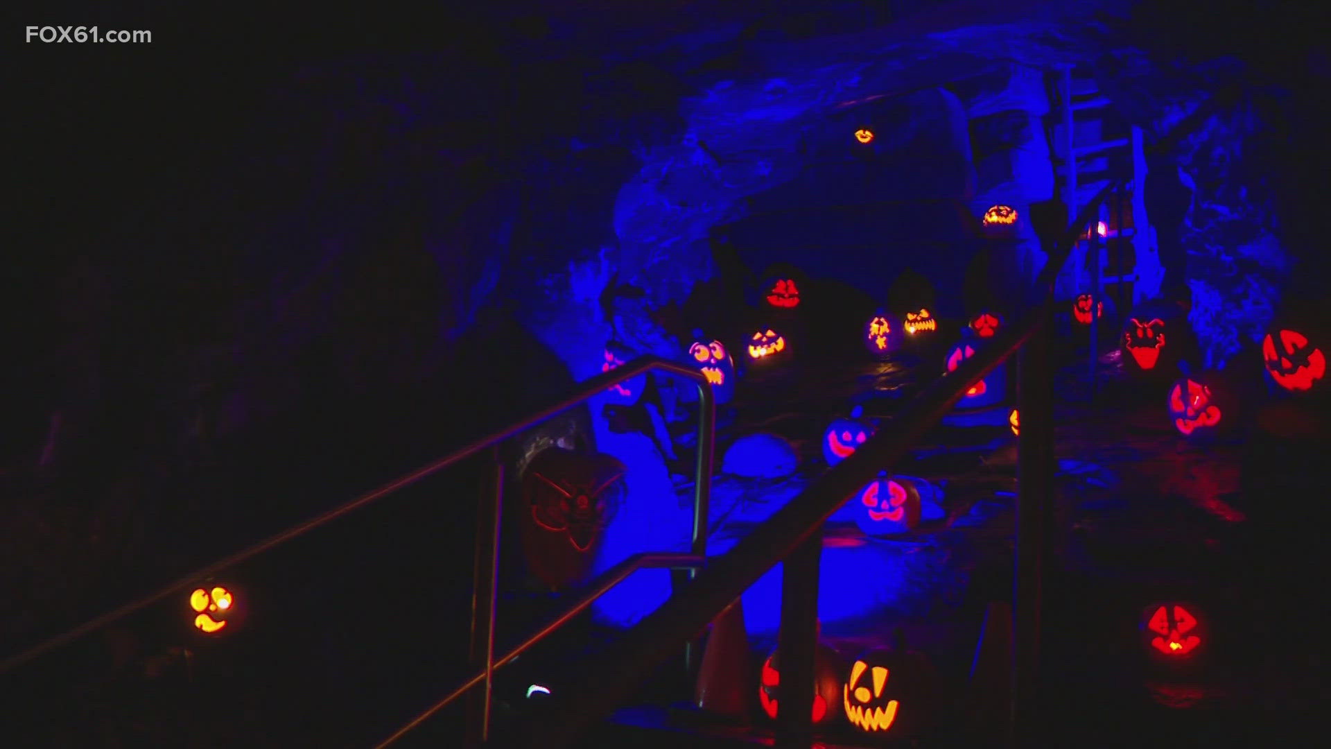 Over 400 jack-o'-lanterns illuminate Old New-Gate Prison in Halloween ...