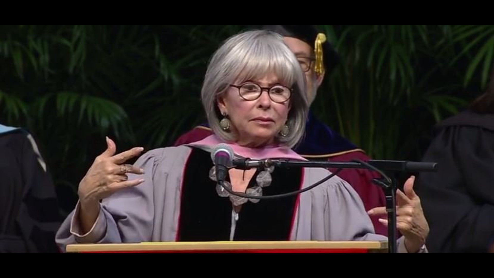 Rita Moreno: ‘Hamilton’ was inspiration for rapping speech | fox61.com