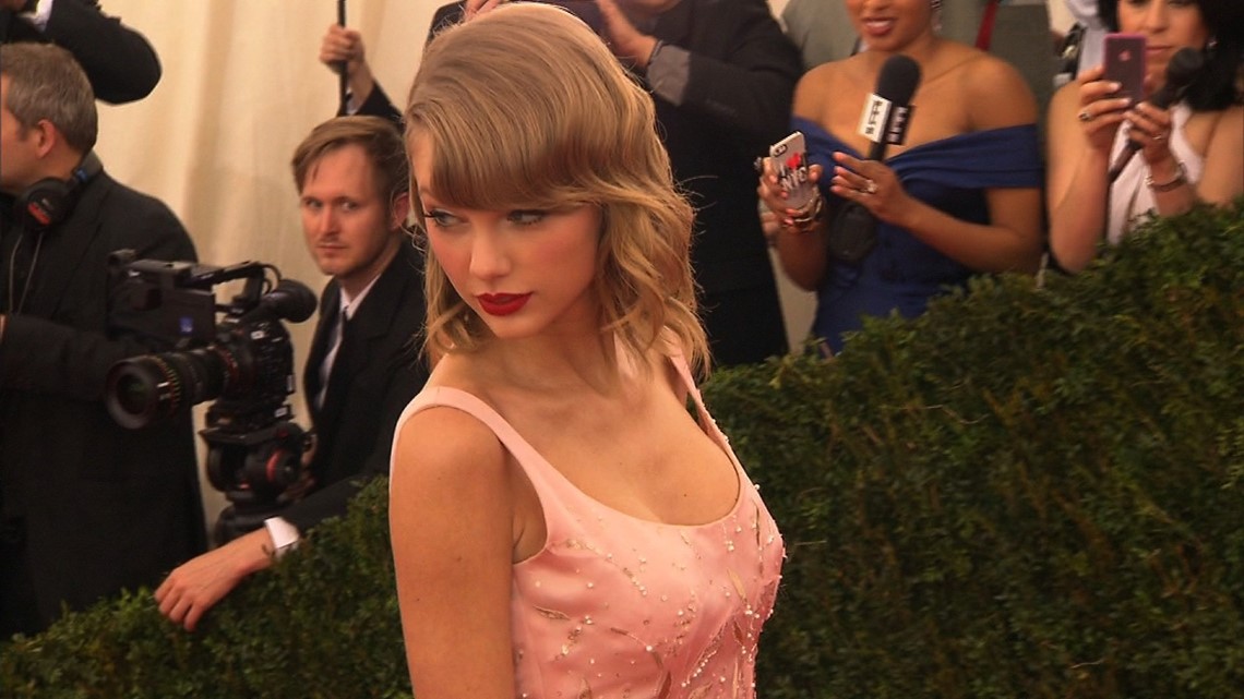 Taylor Swift Expected To Testify In Groping Case In Denver