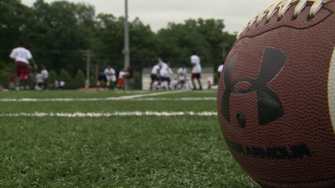 Redskins’ defensive end hosts youth football camp in Connecticut ...