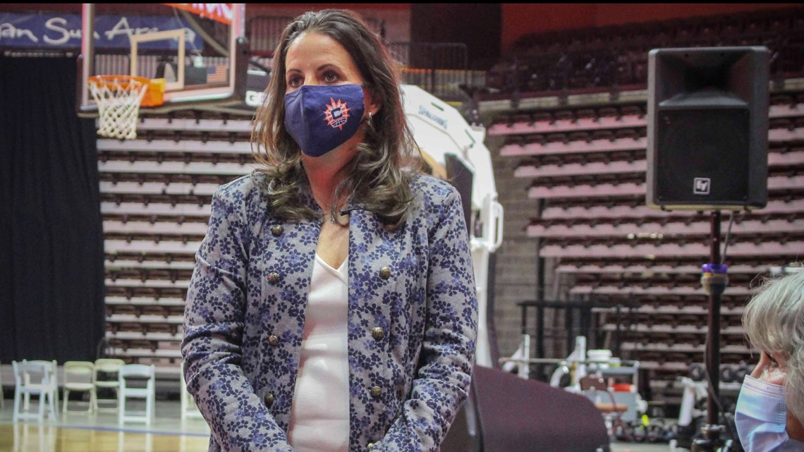 Connecticut Sun introduce Jennifer Rizzotti as new team president ...