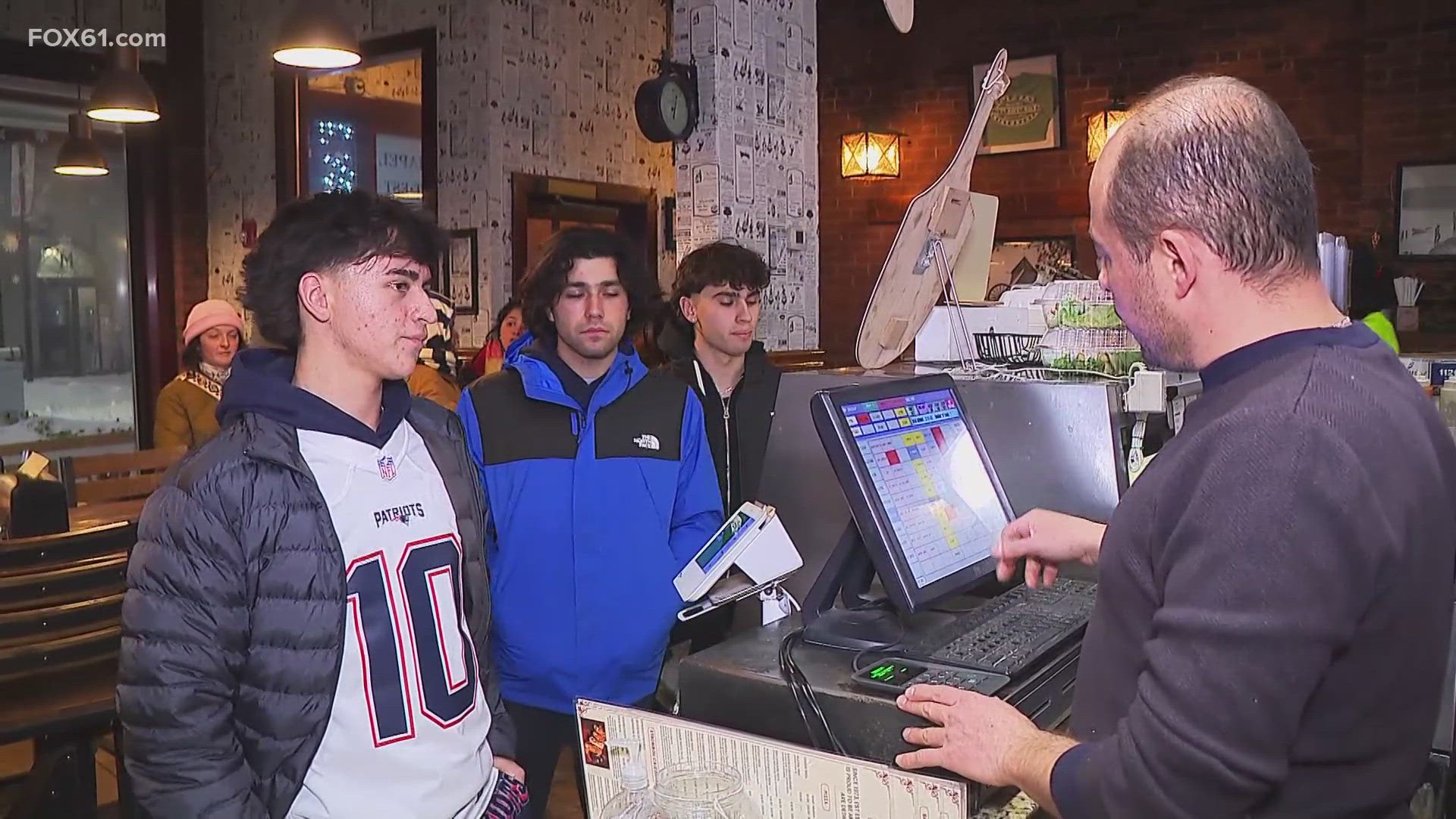 Murphy, Pelicans square off against the Thunder | fox61.com