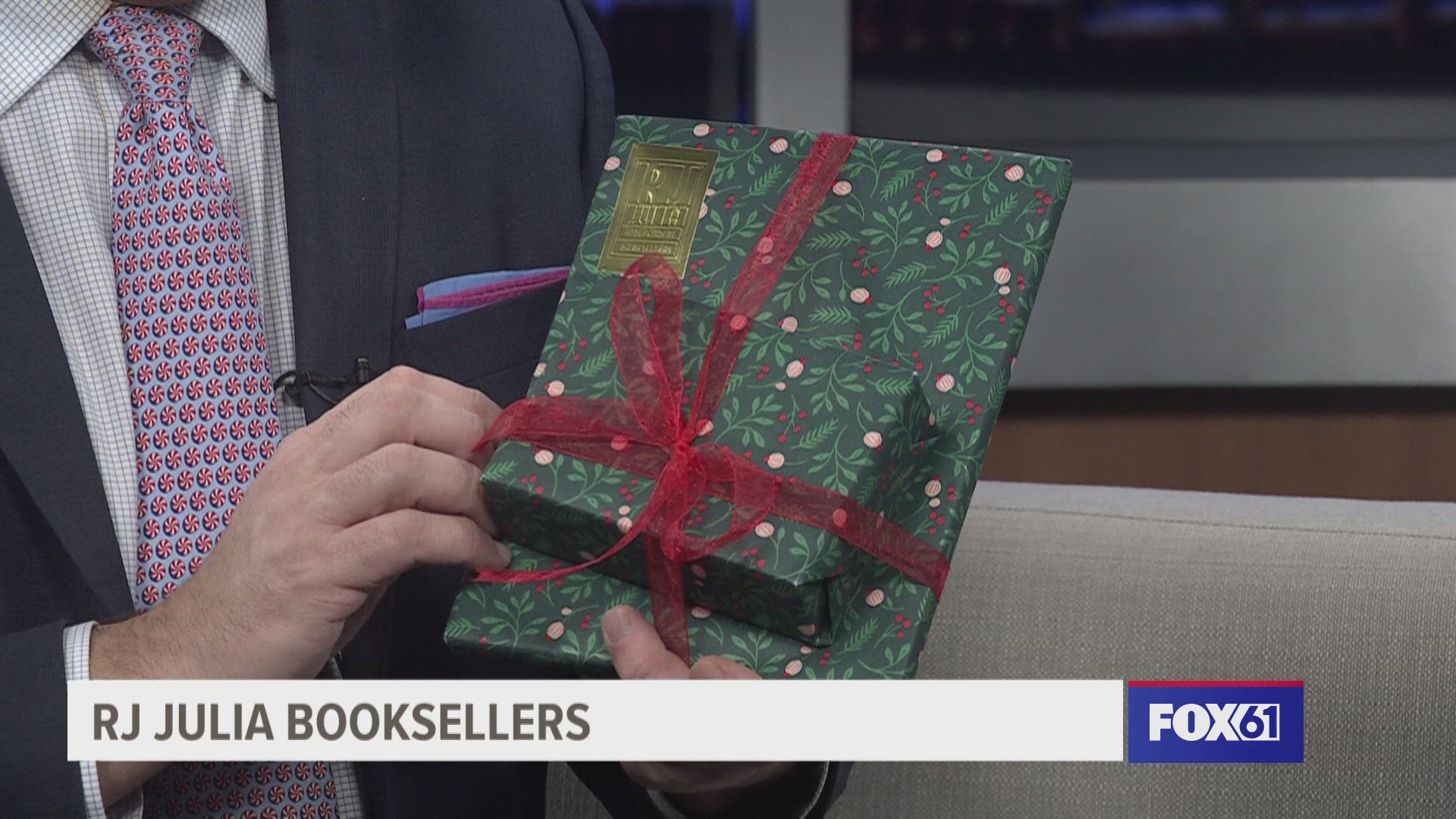 Safety tips for setting up your Christmas tree at home | fox61.com