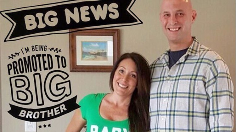 Tim Lammers and wife Kerri announce they are expecting a baby | fox61.com