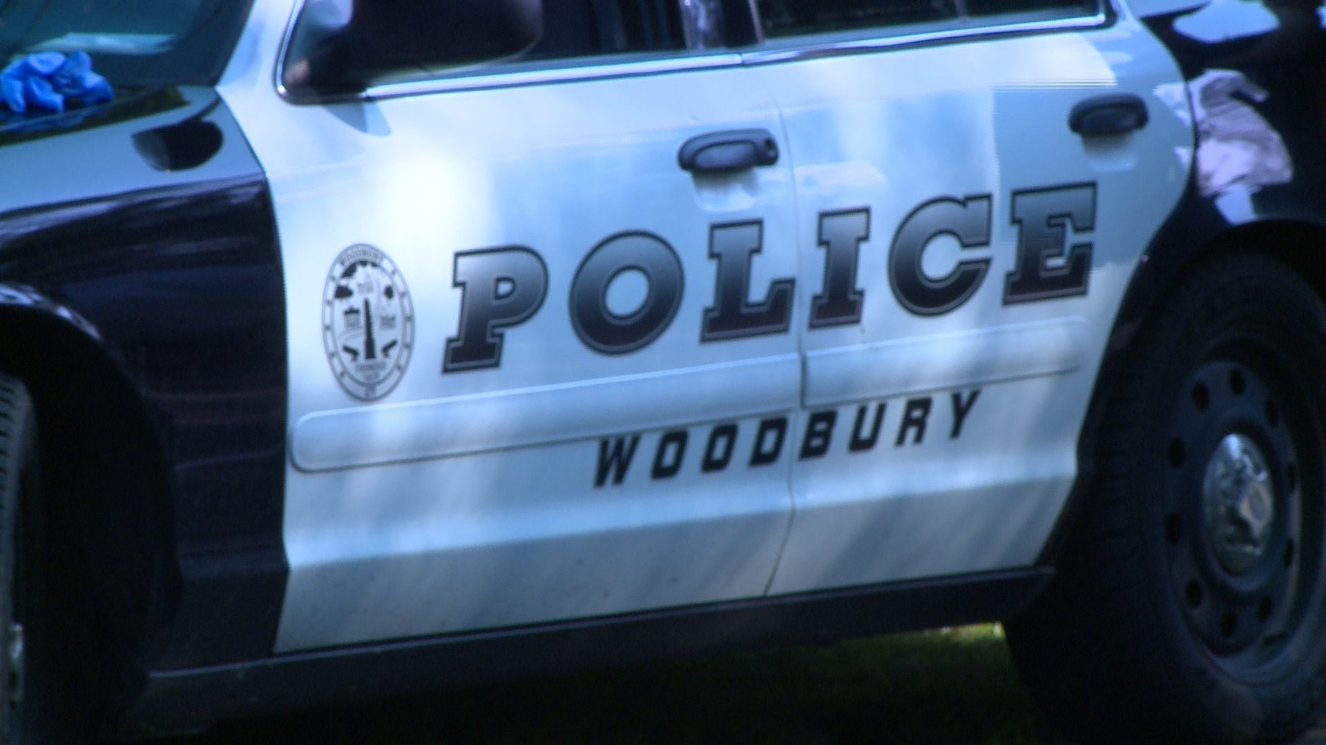 Connecticut State Police investigating fatal crash in Woodbury | fox61.com